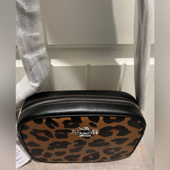 Coach | Bags | Coach Jamie Camera Bag In Signature Canvas With Leopard ...